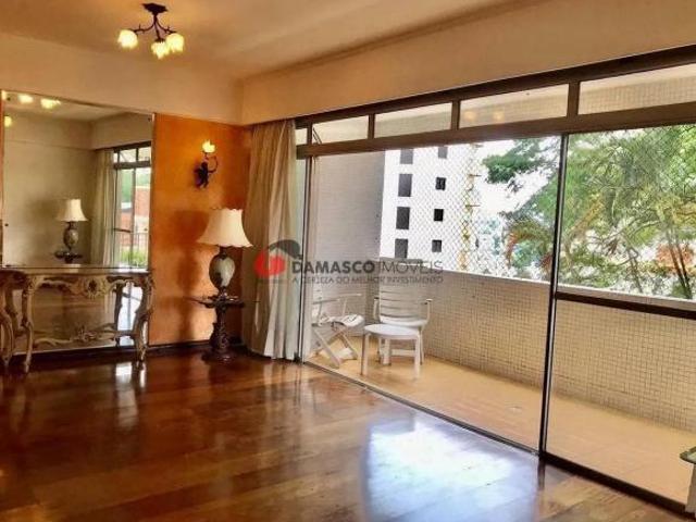 Apartamento em Vila Bastos