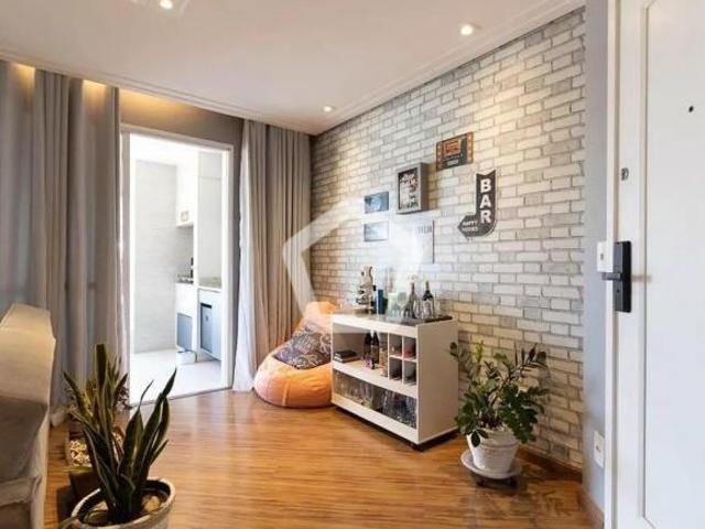 Apartamento em Vila Brasílio Machado