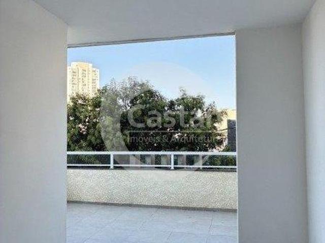 Apartamento em Vila Carrão