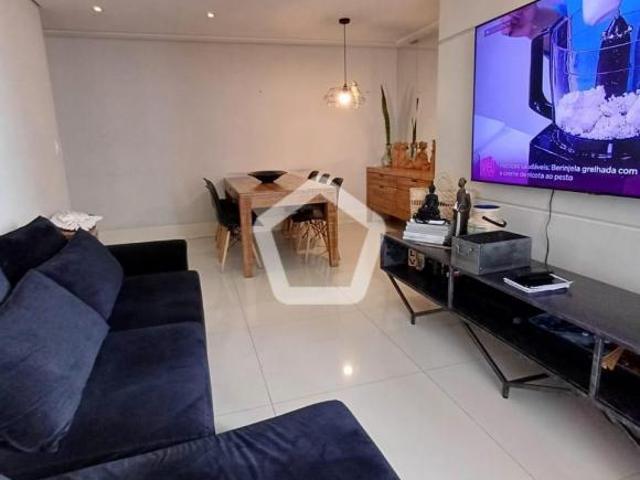 Apartamento em Vila Carrão