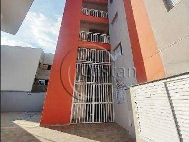 Apartamento em Vila Carrão