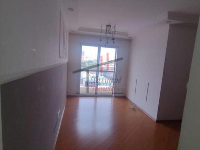 Apartamento em Vila Carrão