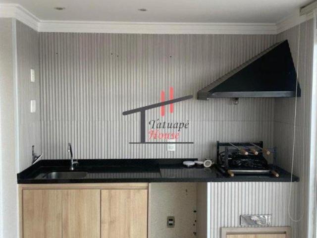 Apartamento em Vila Carrão