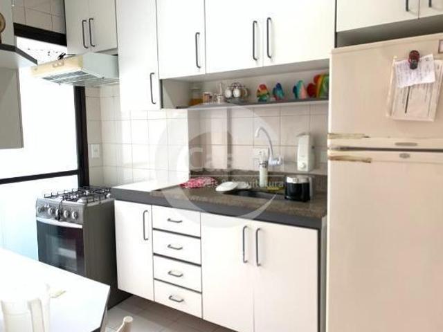 Apartamento em Vila Carrão