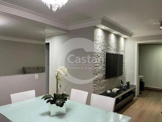 Apartamento em Vila Carrão