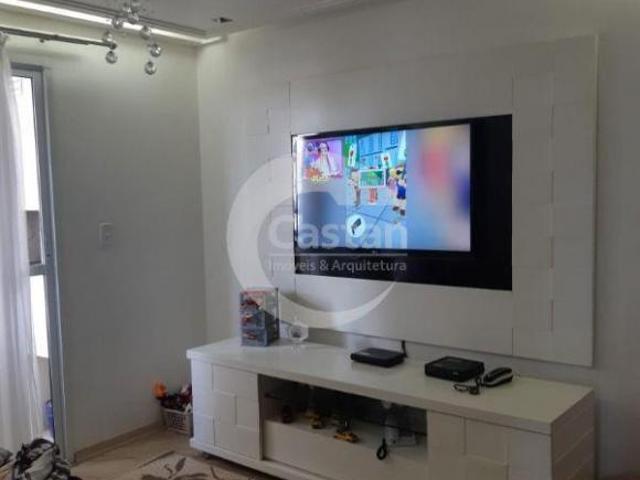 Apartamento em Vila Carrão