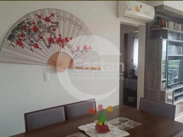 Apartamento em Vila Carrão