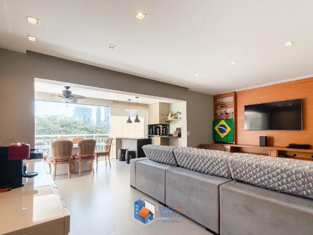 Apartamento em Vila Cordeiro, São Paulo/SP de 175m² 4 quartos à venda por R$ 2.639.000,00