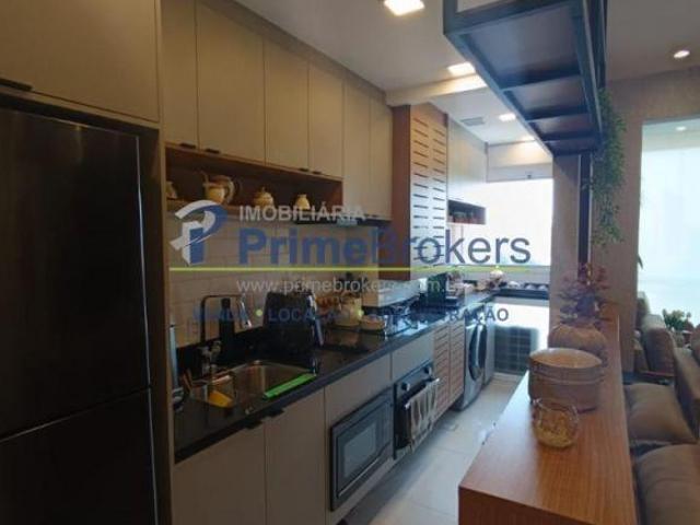 Apartamento em Vila Dom Pedro I com 45m². Mobiliado