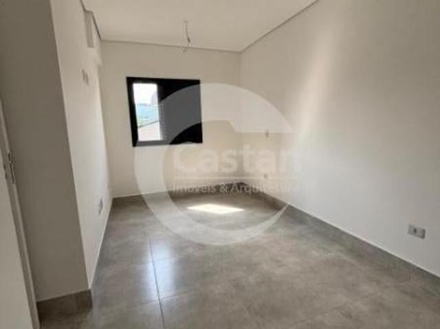 Apartamento em Vila Ema