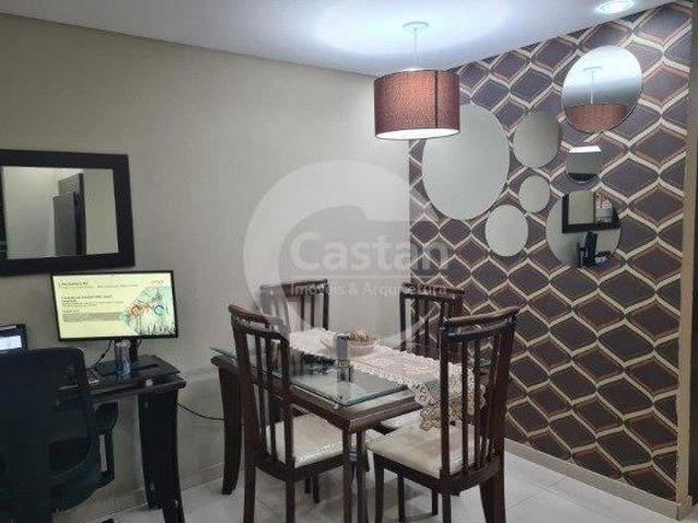 Apartamento em Vila Ema