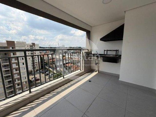 Apartamento em Vila Ema