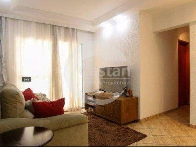 Apartamento em Vila Ema