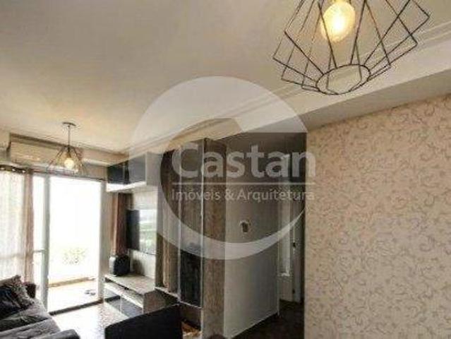 Apartamento em Vila Ema