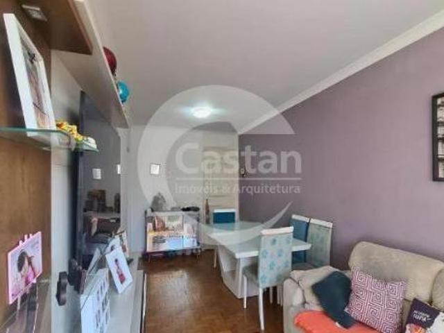 Apartamento em Vila Ema