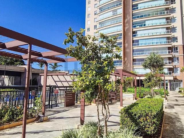 Apartamento em Vila Embaré, Valinhos/SP de 187m² 3 quartos para locação R$ 11.000,00/mes