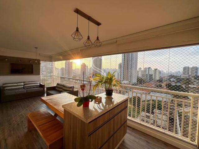 Apartamento em Vila Firmiano Pinto, São Paulo/SP de 127m² 3 quartos à venda por R$ 1.690.000,00