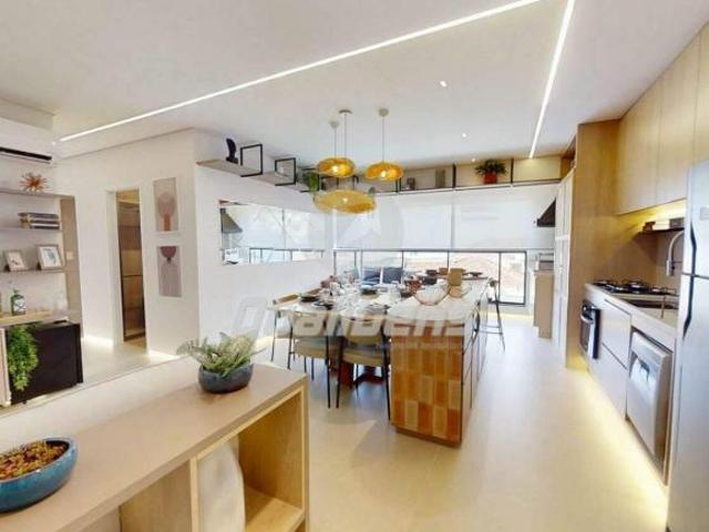 Apartamento em Vila Floresta