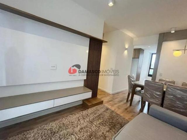 Apartamento em Vila Guiomar