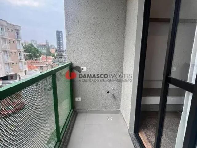 Apartamento em Vila Guiomar