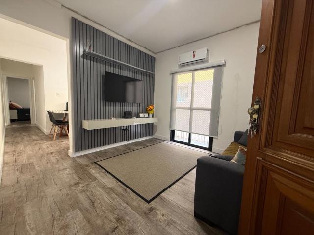 Apartamento em Vila Guilhermina, Praia Grande/SP de 58m² 1 quartos à venda por R$ 324.000,00 ou para locação R$ 3.000,00/mes