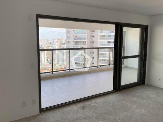 Apartamento em Vila Gumercindo