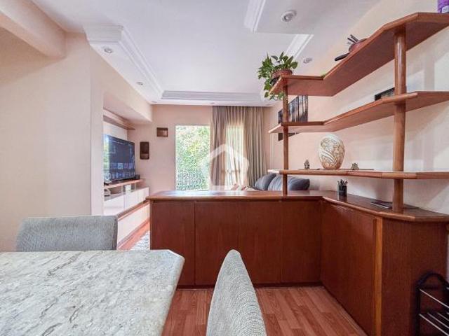 Apartamento em Vila Gumercindo