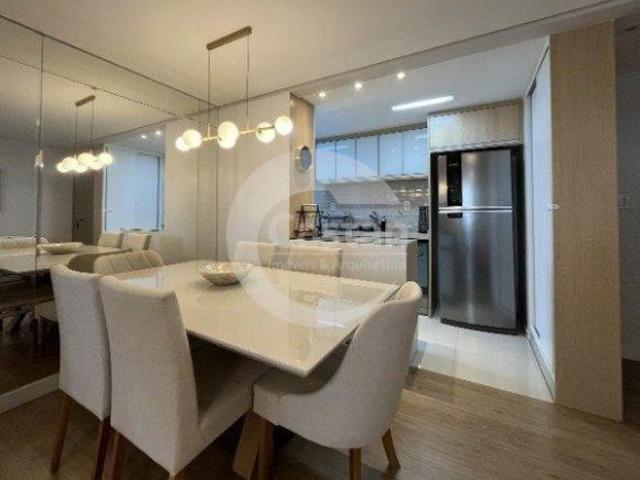 Apartamento em Vila Gumercindo