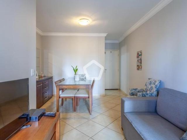 Apartamento em Vila Gumercindo