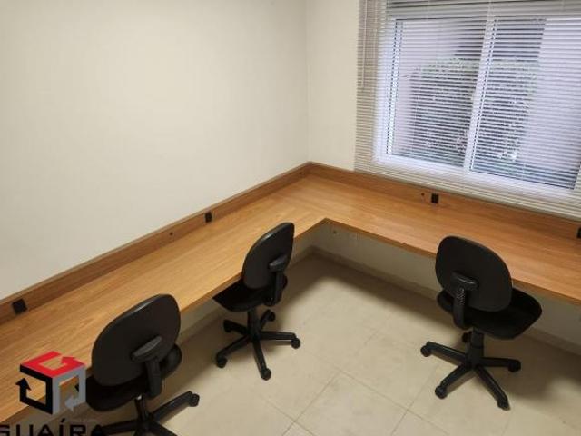 Apartamento em Vila Gumercindo com 82m²