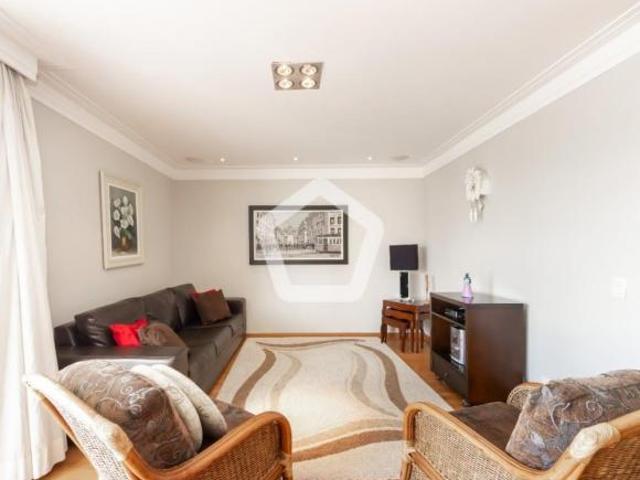 Apartamento em Vila Gomes Cardim