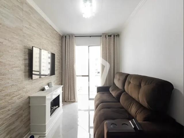 Apartamento em Vila Gomes Cardim