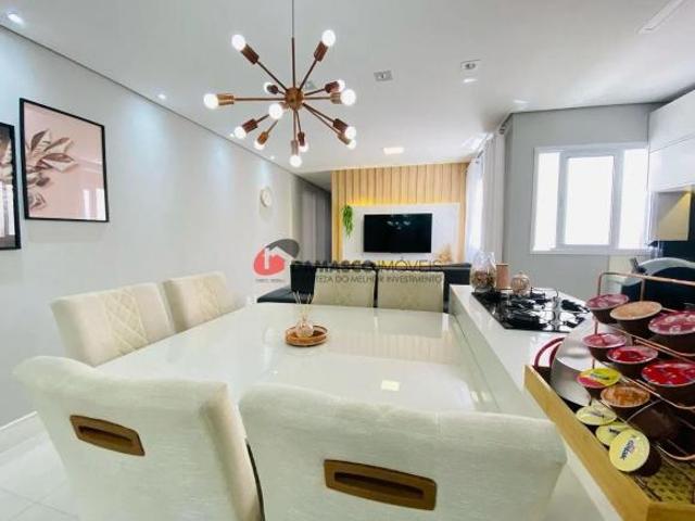 Apartamento em Vila Humaitá