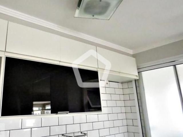 Apartamento em Vila Isolina Mazzei