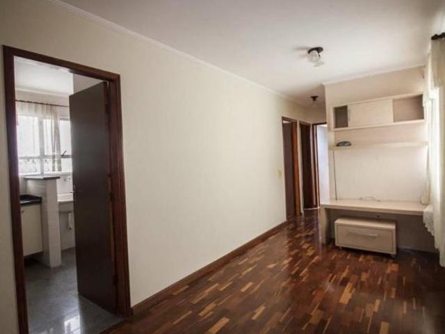 Apartamento em Vila Jones Americana