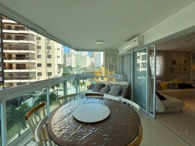 Apartamento em Vila Luis Antônio, Guarujá/SP de 117m² 3 quartos à venda por R$ 1.800.000,00