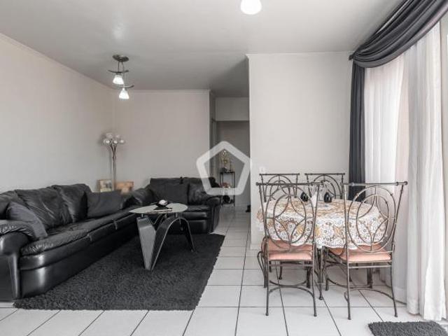 Apartamento em Vila Lais