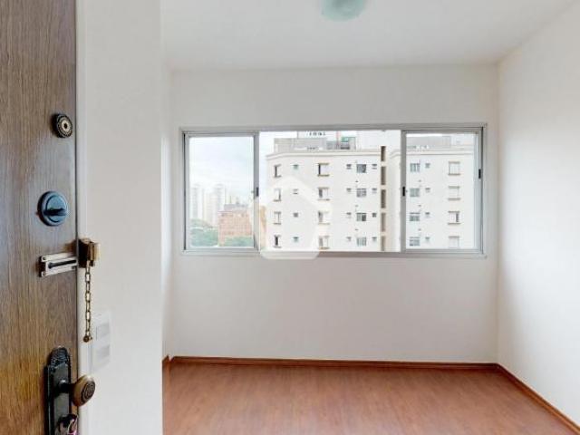 Apartamento em Vila Pompéia