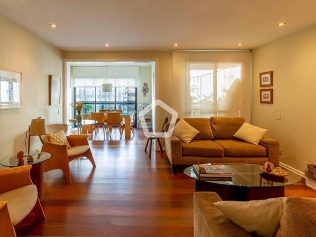Apartamento em Vila Pompéia