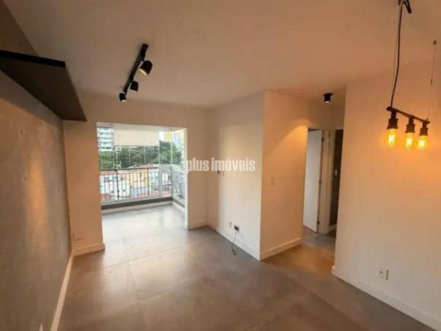 Apartamento em Vila Pompéia com 56m²