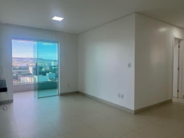 Apartamento em Vila Regina Barreiras