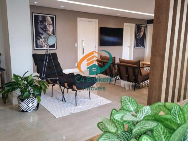 Apartamento em Vila Rosalia Guarulhos, SP