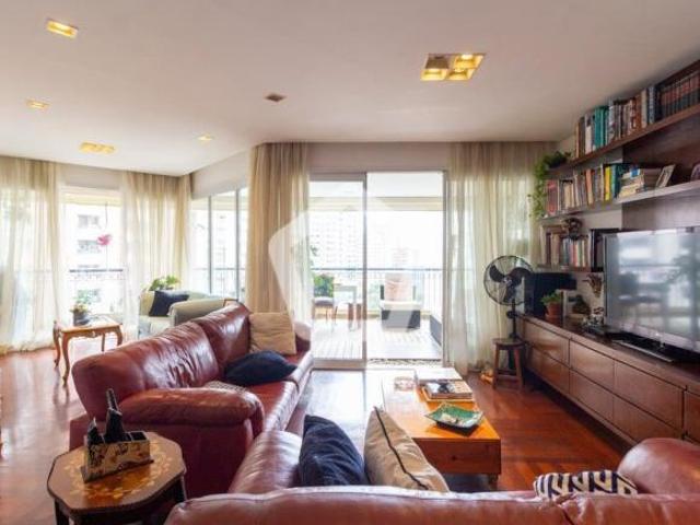 Apartamento em Vila Suzana
