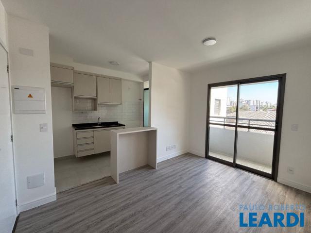 Apartamento em Vila São Pedro, Santo André, SP