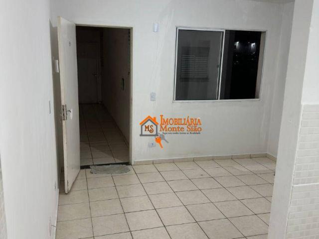 Apartamento em Vila Sadokim, Guarulhos/SP de 48m² 2 quartos à venda por R$ 149.000,00