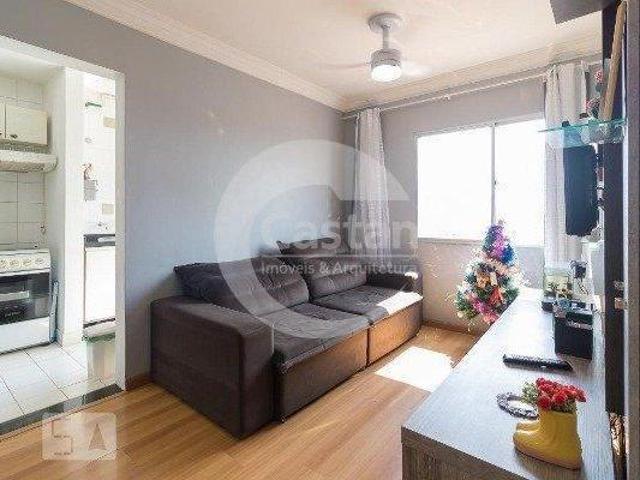 Apartamento em Vila Santa Clara