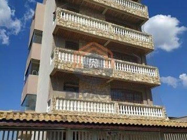Apartamento em Vila Santa Terezinha Várzea Paulista, SP
