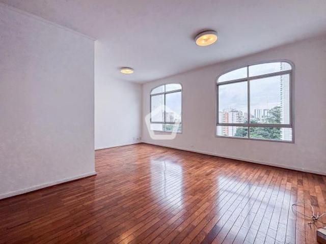 Apartamento em Vila Sofia