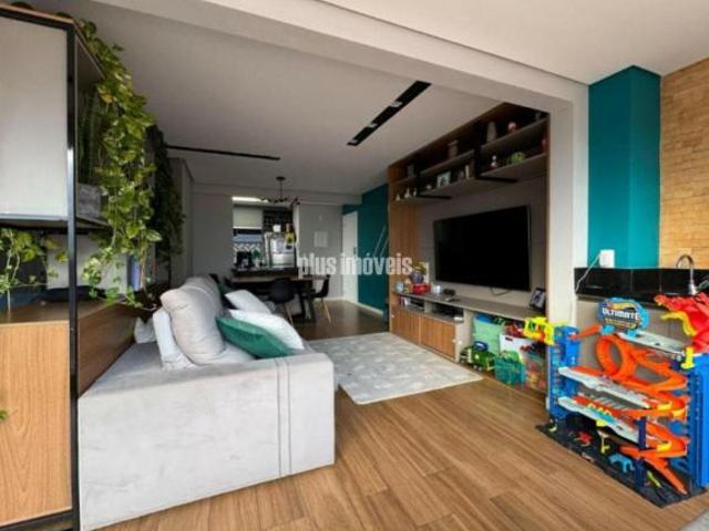 Apartamento em Vila Sônia com 80m²