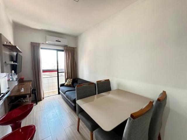 Apartamento em Vila Tupi, Praia Grande/SP de 40m² 1 quartos à venda por R$ 330.000,00